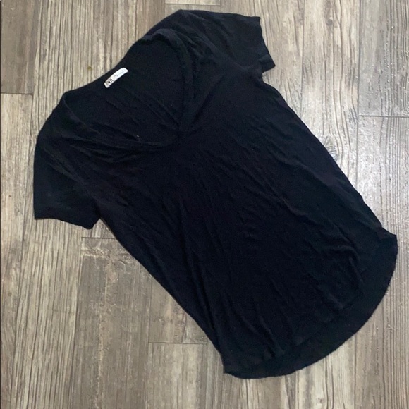 Zara | Tops | Zara Basic Stretch Black Tshirt | Poshmark